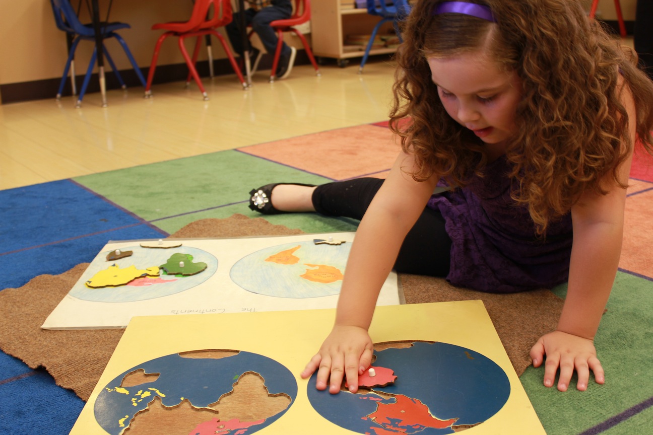 What Is The Difference Between Montessori And Traditional Education